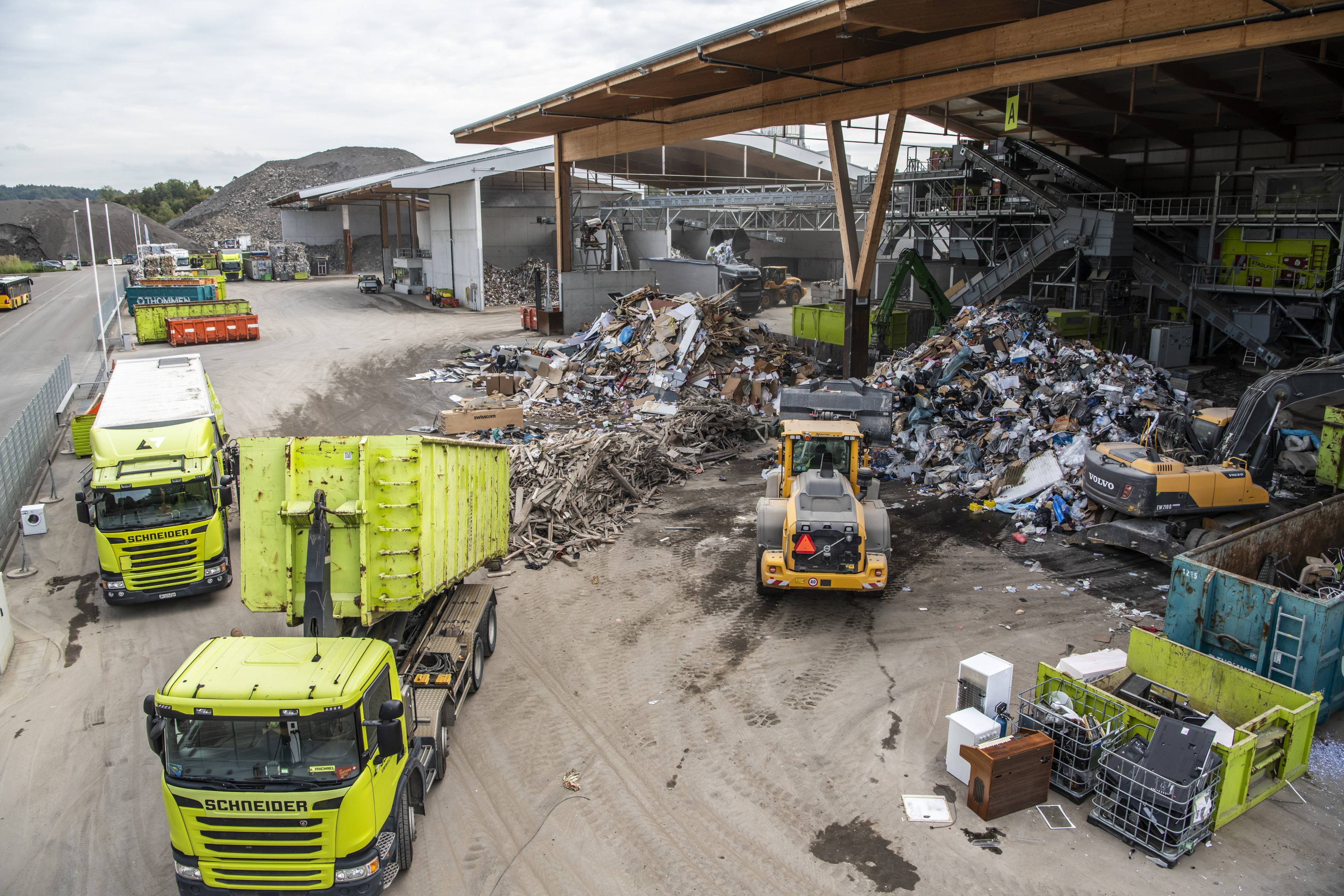 Recycling And Entsorgung In Zürich Zug Luzern Schneider Umweltservice